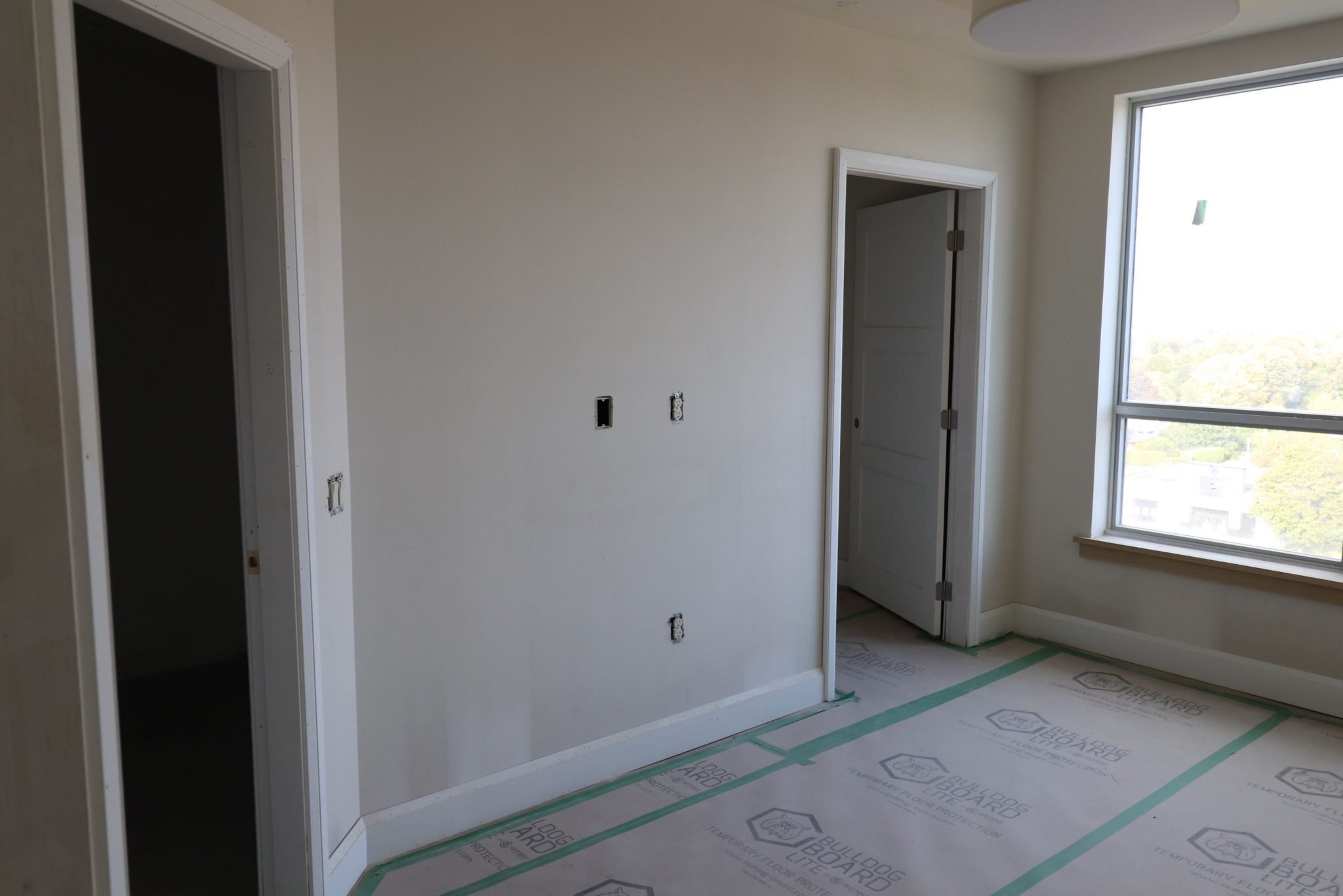 Commercial & Office Crown Moulding - Trim Team